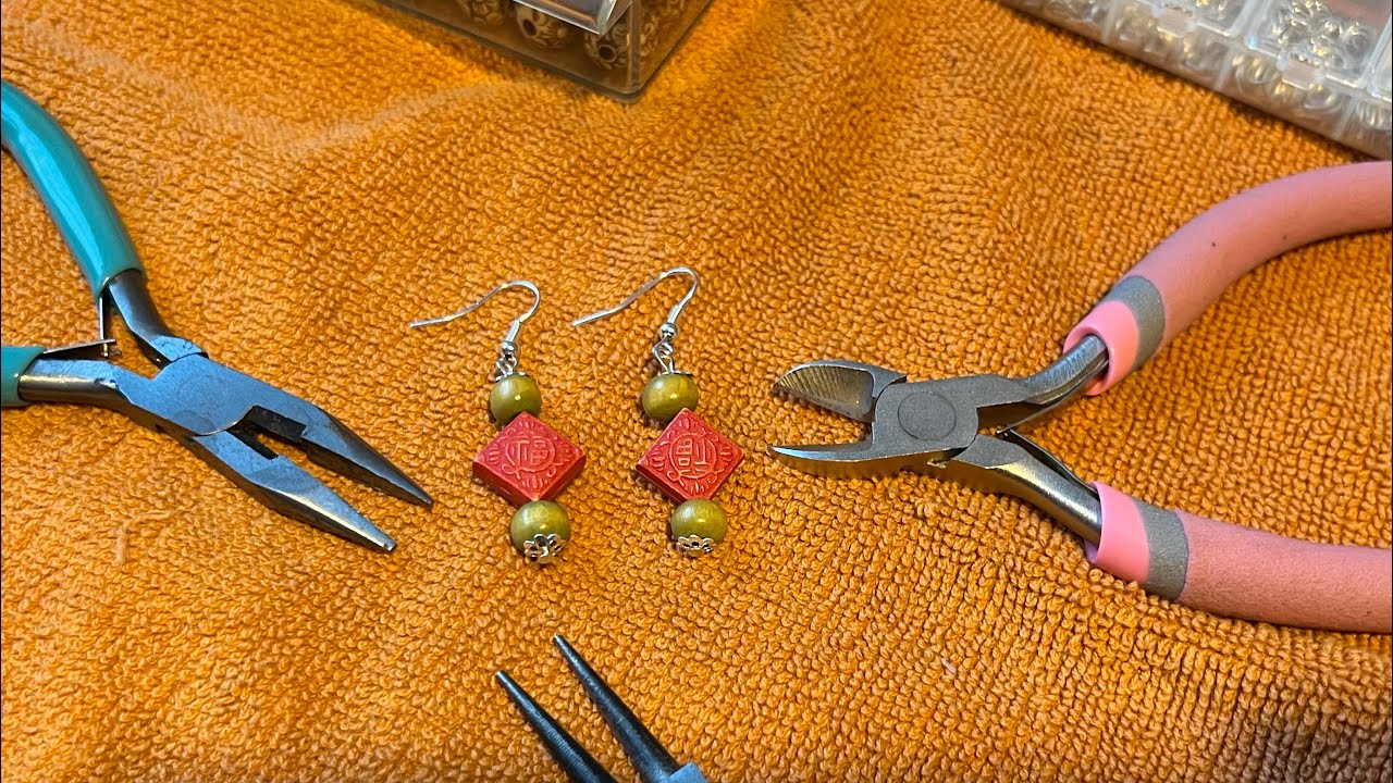Quick & Easy Earring Tutorial - YouTube