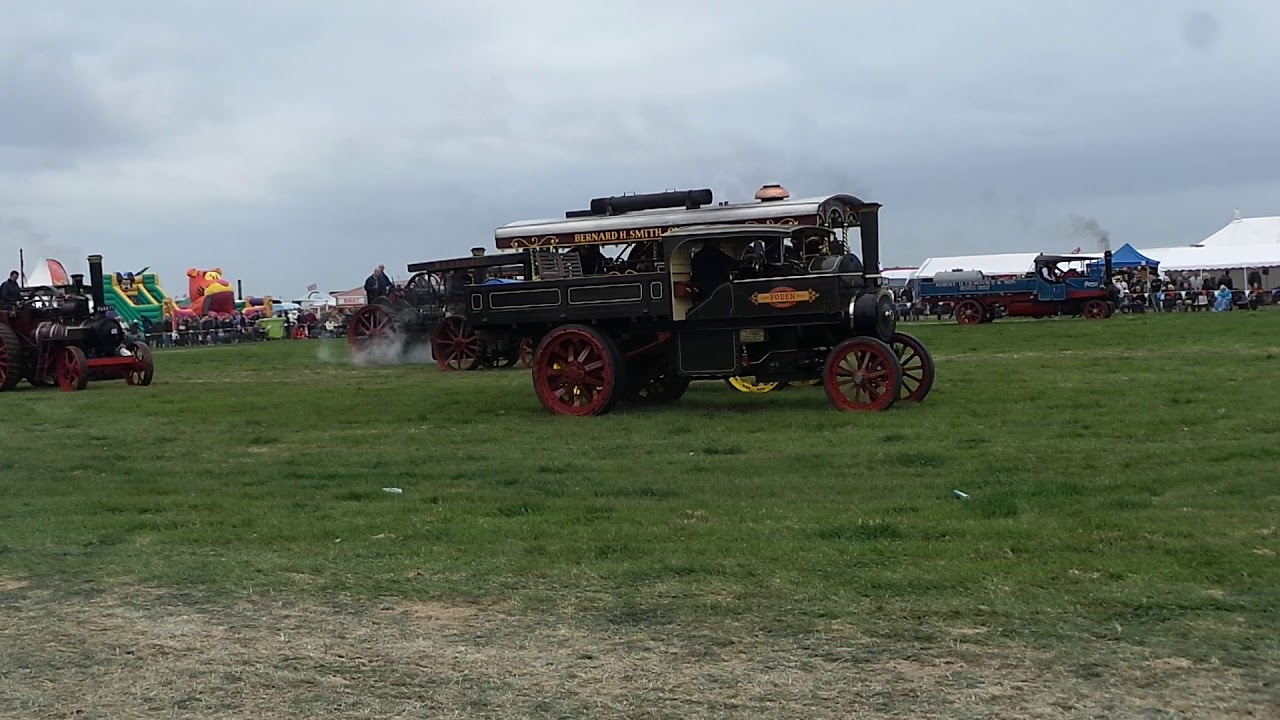 Carrington steam rally 24-25th May 2015 steam engines slow race - YouTube