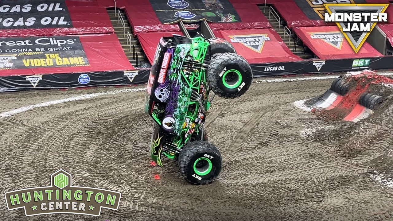 MONSTER JAM 2024 - HUNTINGTON CENTER - TOLEDO OHIO - SHOW 1 - YouTube