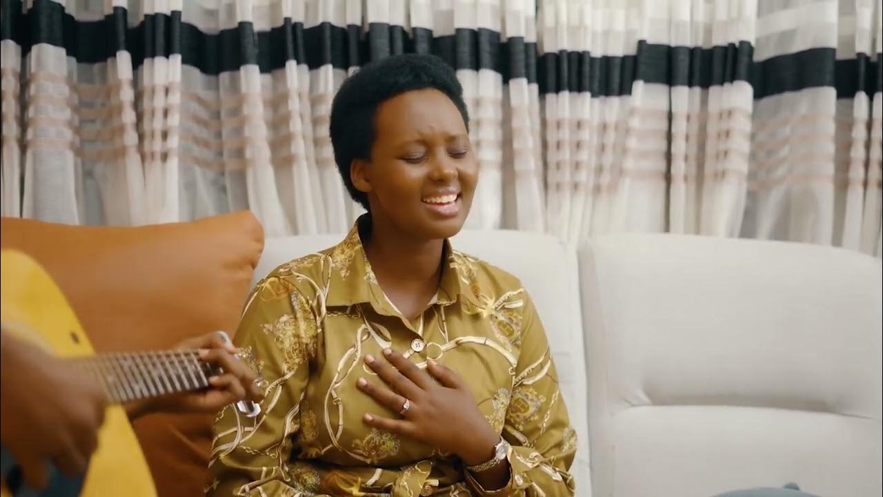 MORNING WORSHIP PAPI CLEVER DORCAS Ntabwonkwiyekujyaniganyira - YouTube