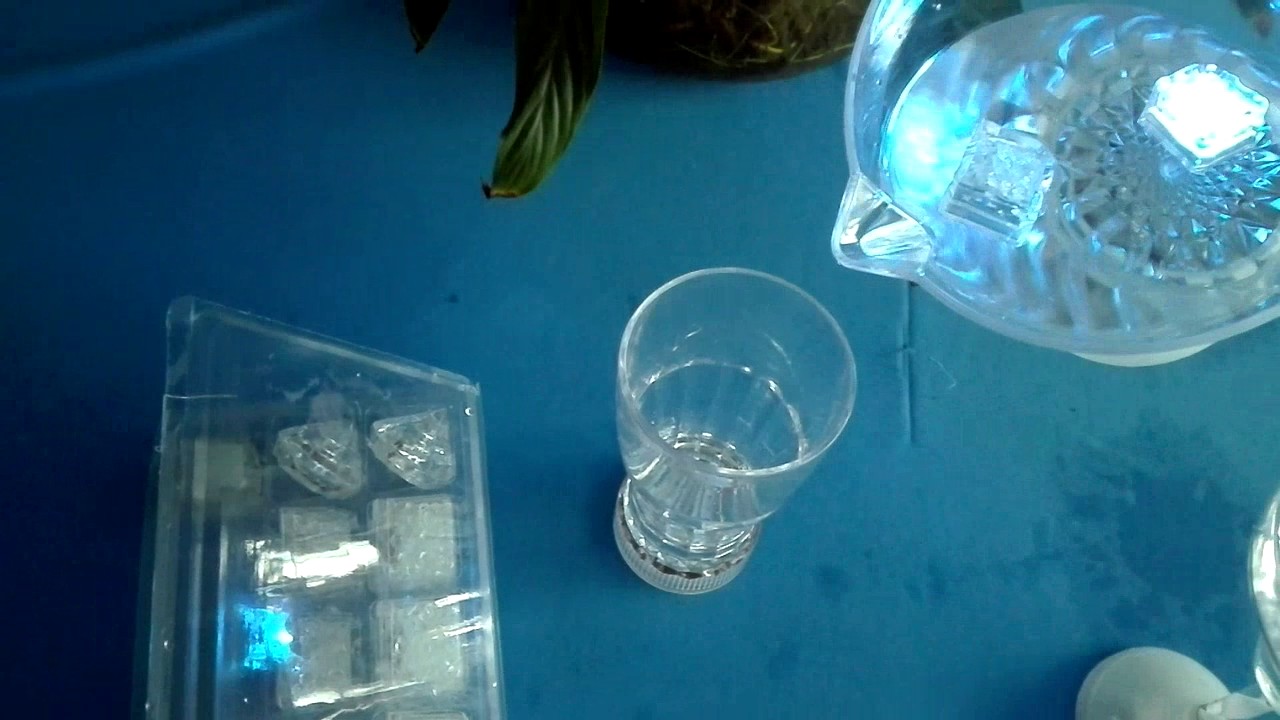 How to use the Ice Cube& Cup - YouTube