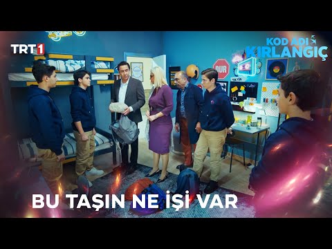 Okulda yapılan aramada gizemli taş Zümrüt'ün eline geçti - Kod Adı Kırlangıç 60.Bölüm