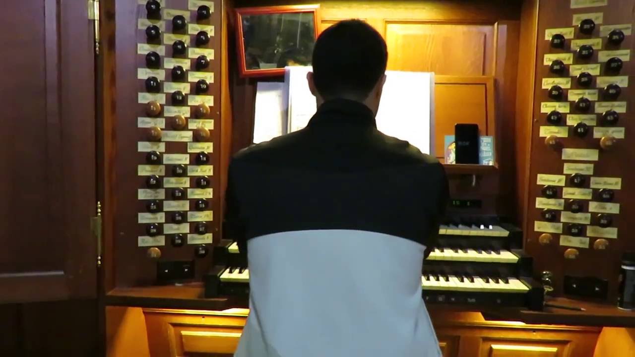 Organ cover - Interstellar (starts after one minute) - Hans Zimmer ...