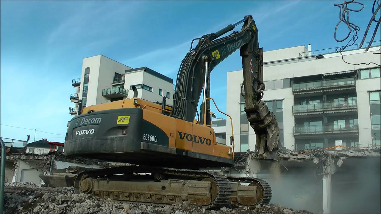 Volvo EC360CL Excavator Demolition - YouTube