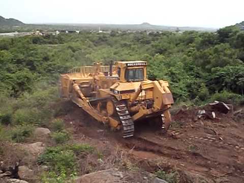 Ghana Gold - Granite Quarry - Removing Top Soil with a D11 - YouTube