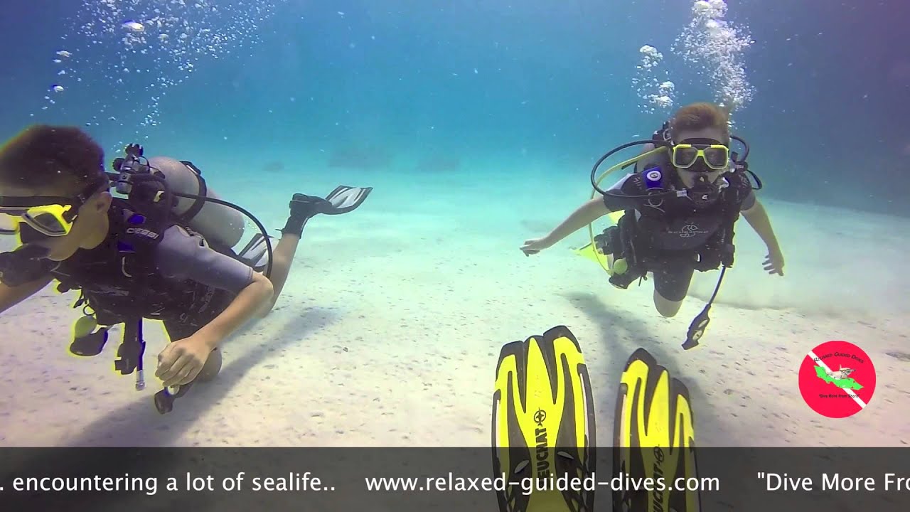 The boys diving - YouTube