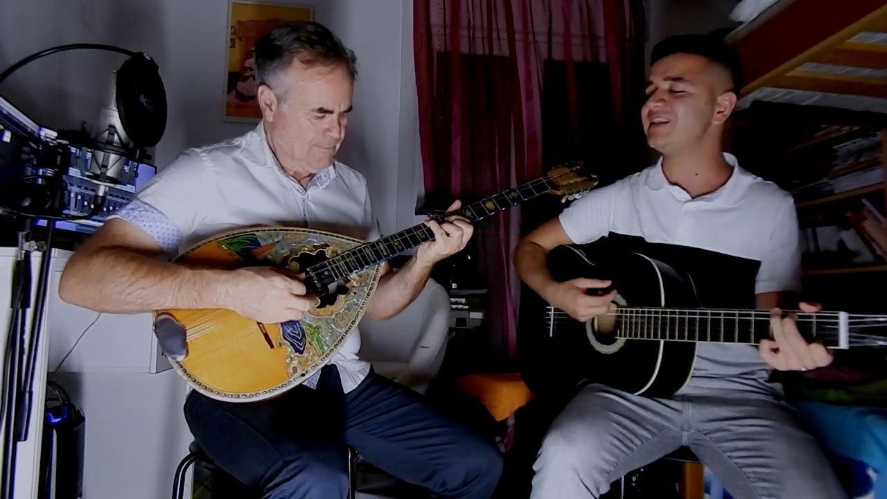 Τα λαδάδικα Δημήτρης Μητροπάνος cover Αλέξανδρος με κιθάρα και ...