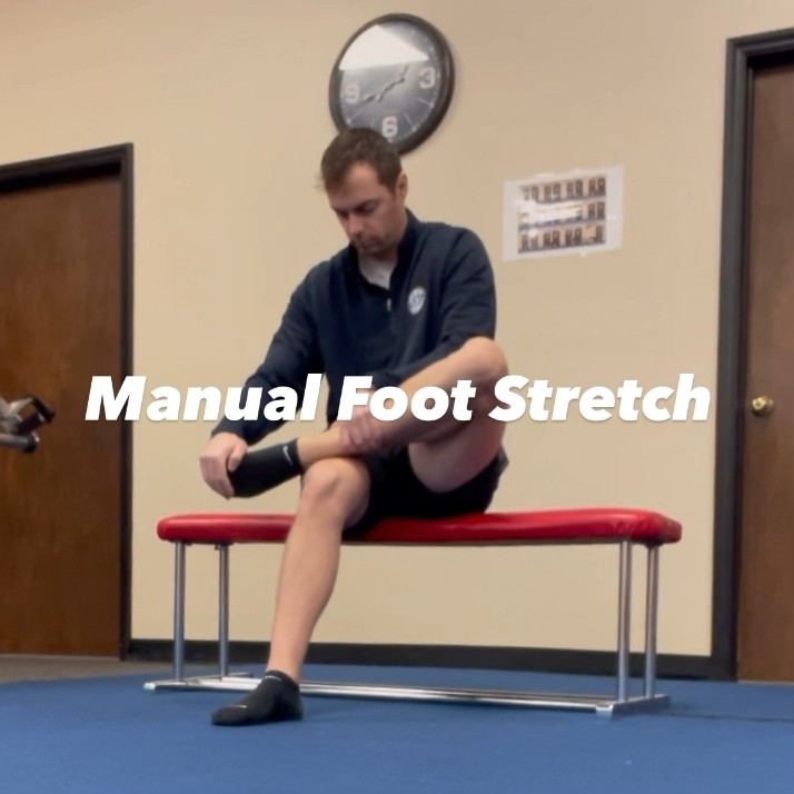Manual Foot Stretch #trainlikethepros - YouTube