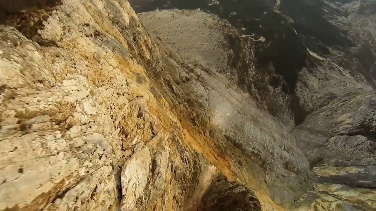 Italie, Monte Brento Cave, 03/04/2016 - YouTube