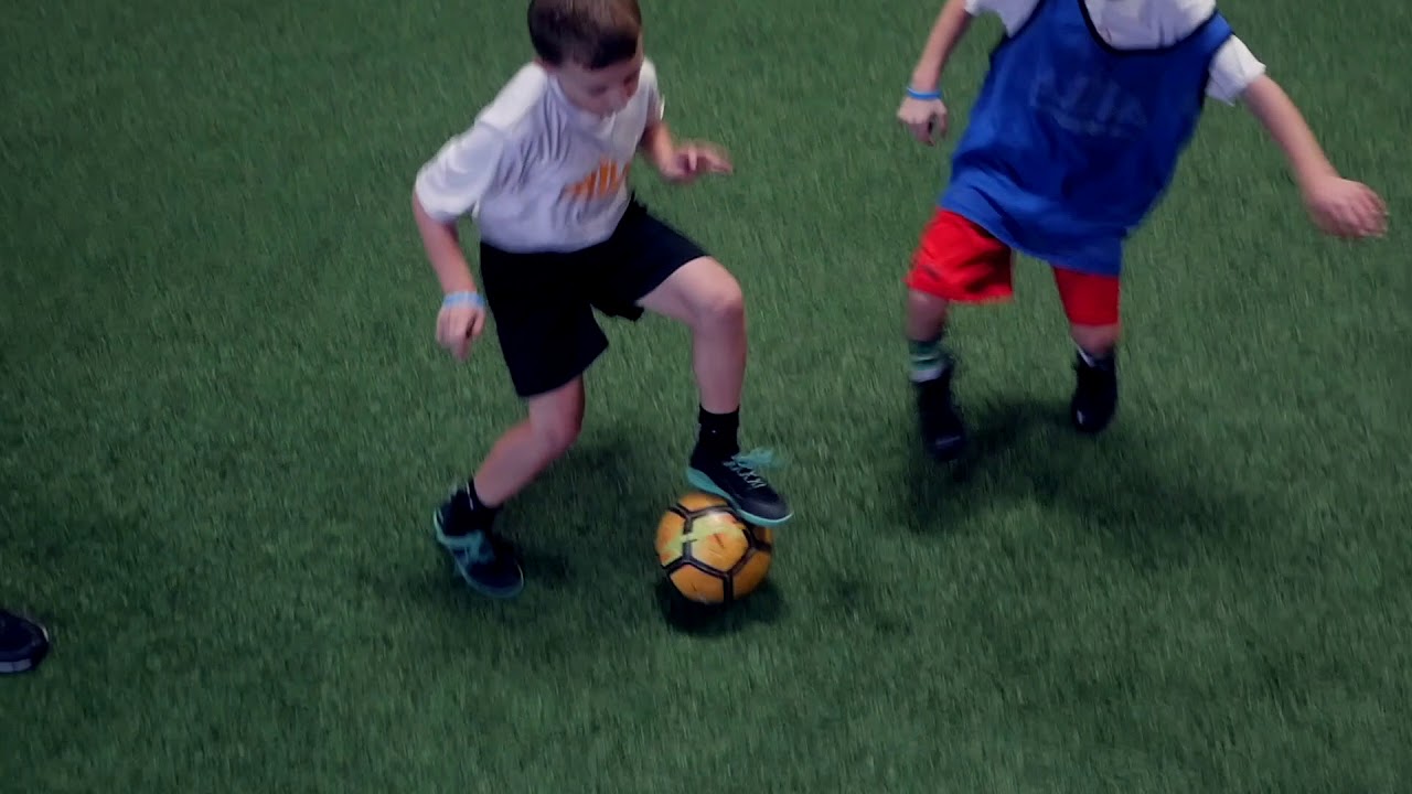 Cole Kidwell 8 yo in an Avila Scrimmage - YouTube