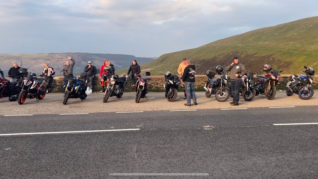 Bike night ride up to the Bwlch - YouTube