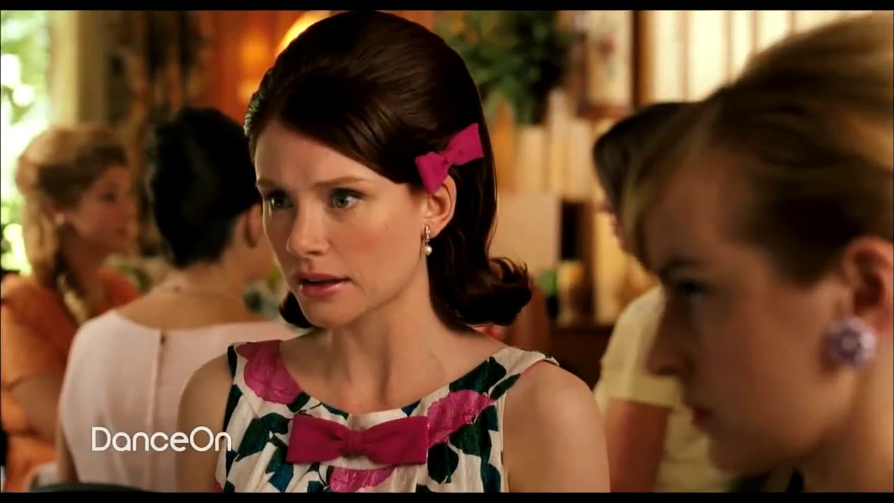 The Help Official Trailer 2011 HD - YouTube