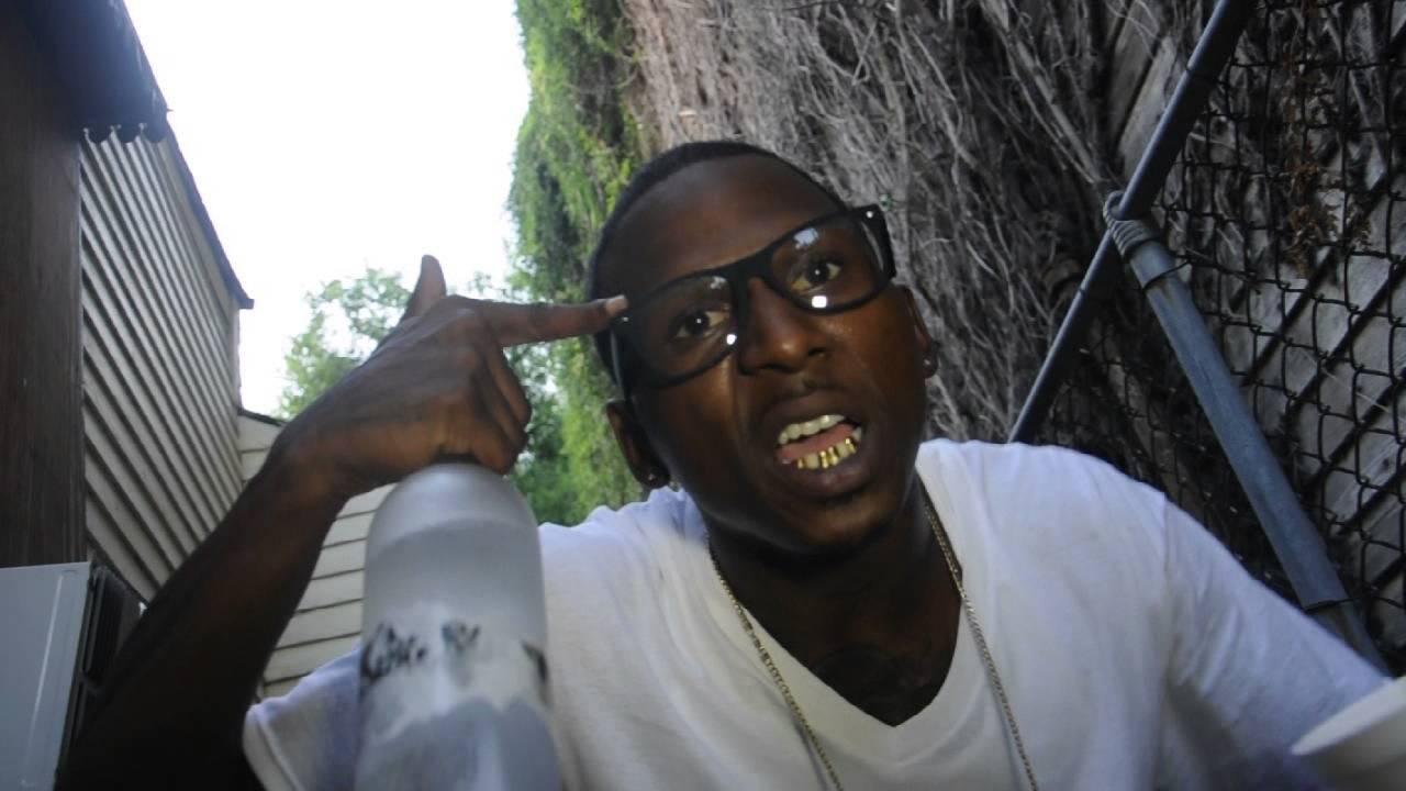 Loochie Hustle "Mirror Mirror" - YouTube