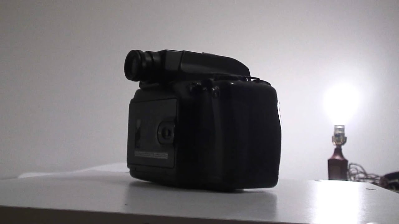 Nikon - FUJIX First ever DSLR The Fuji DS-505 aka Nikon e2 - YouTube