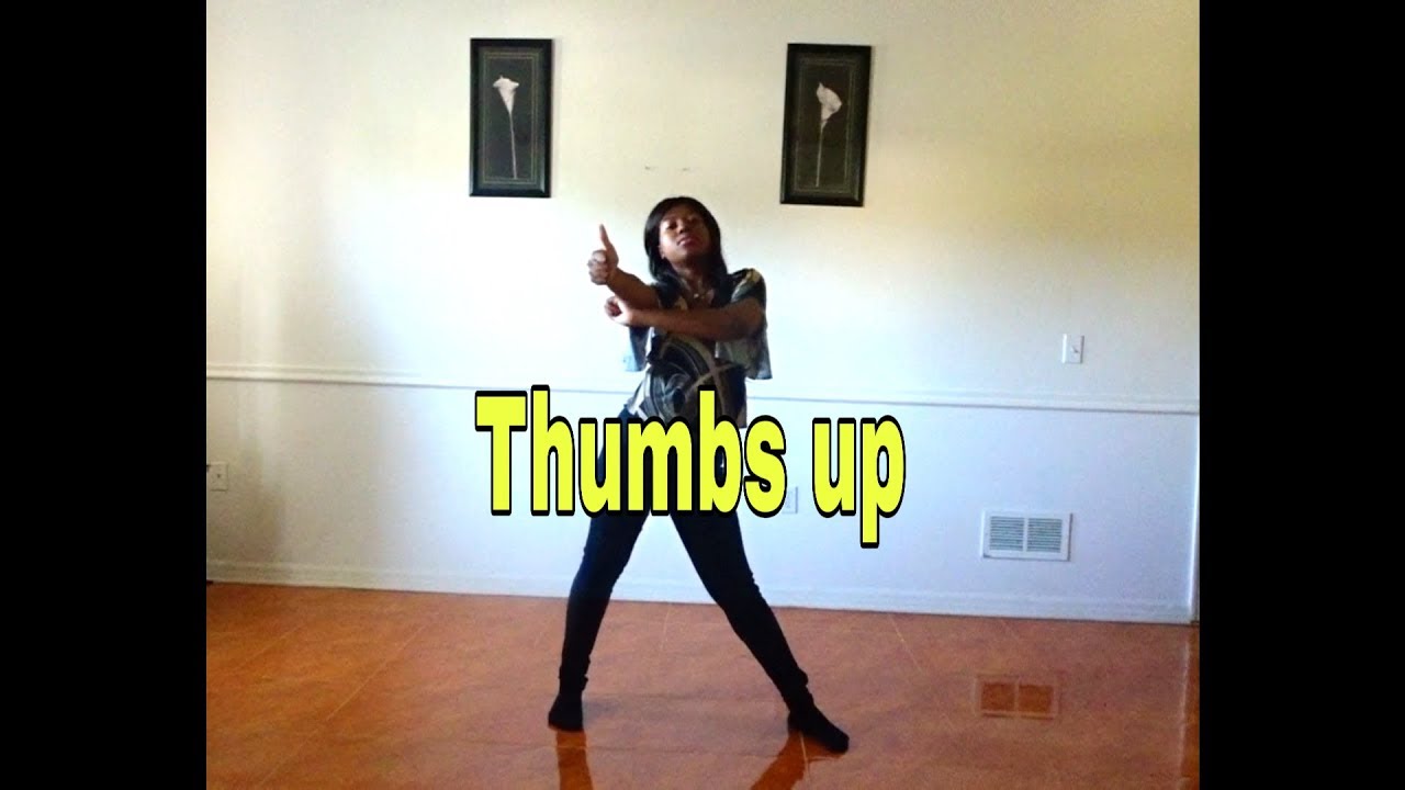 MOMOLAND- THUMBS UP DANCE COVER - YouTube