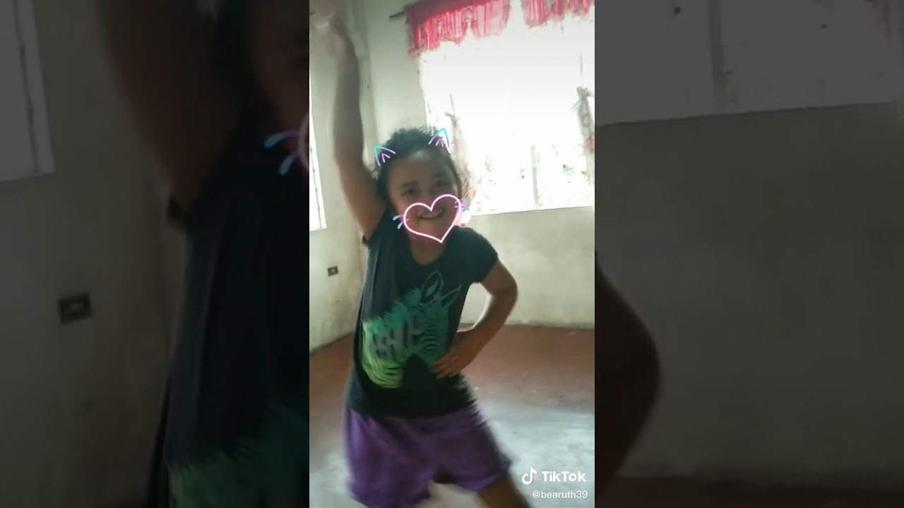 School dancer 2020 / tiktoker - YouTube