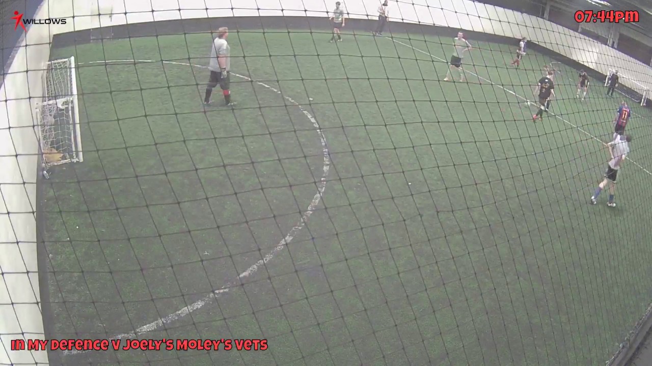 In My Defence v Joely's Moley's Vets Cam8 07:44pm - YouTube