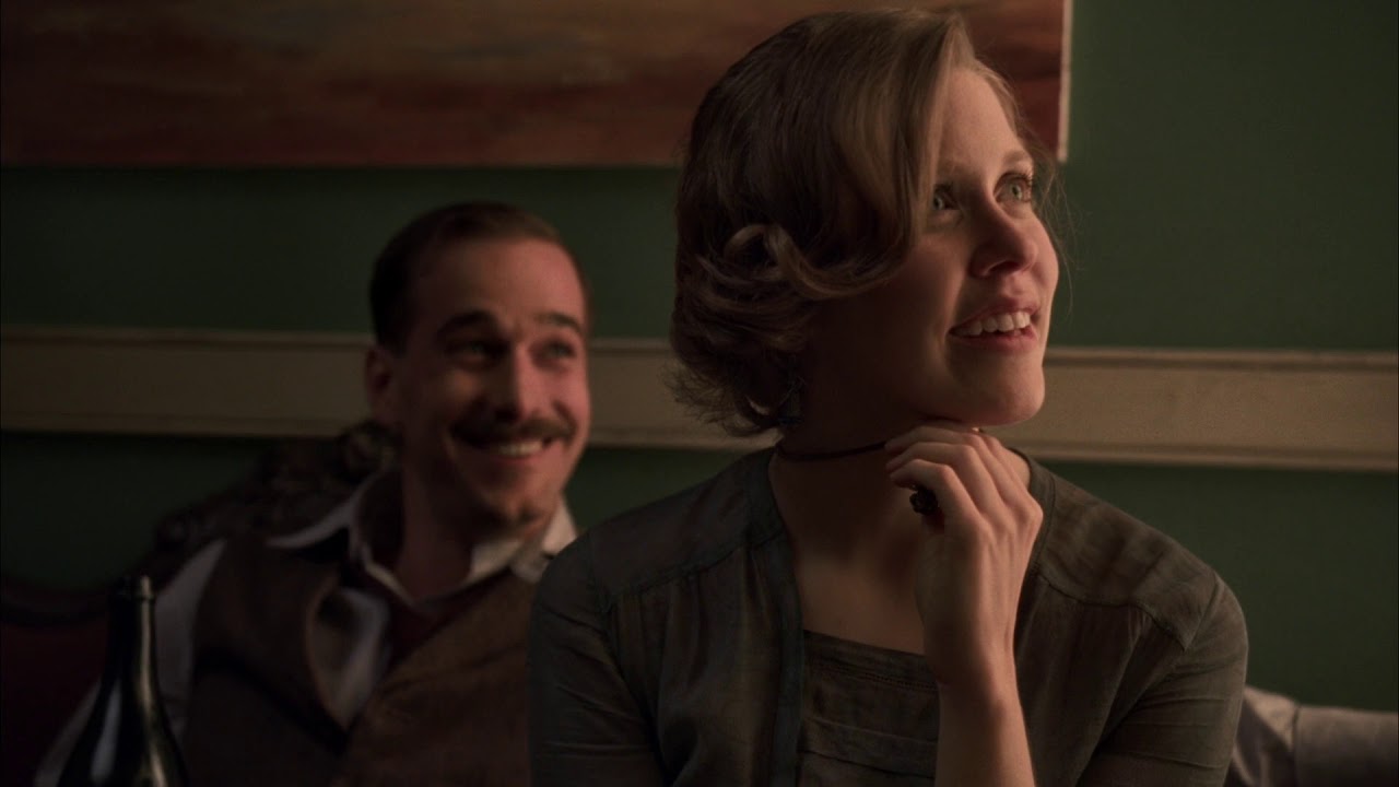 Boardwalk Empire season 1 - Angela Darmody drinks at home with Robert ...