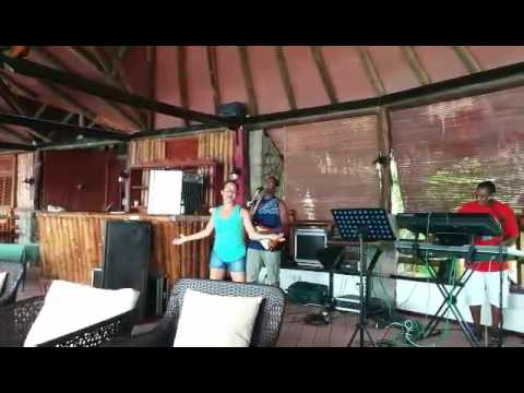 Seychelles Sega Dancing - YouTube