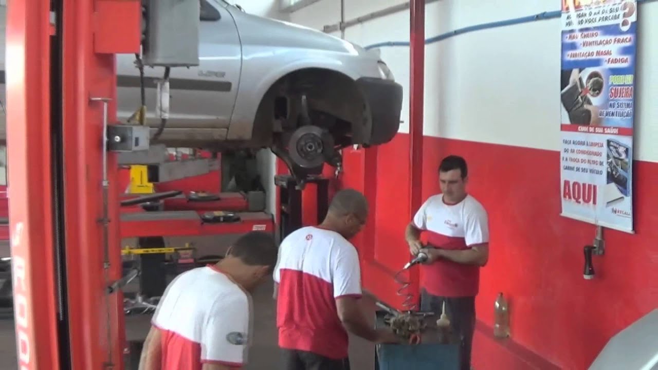 UNICAR Auto-Center - YouTube