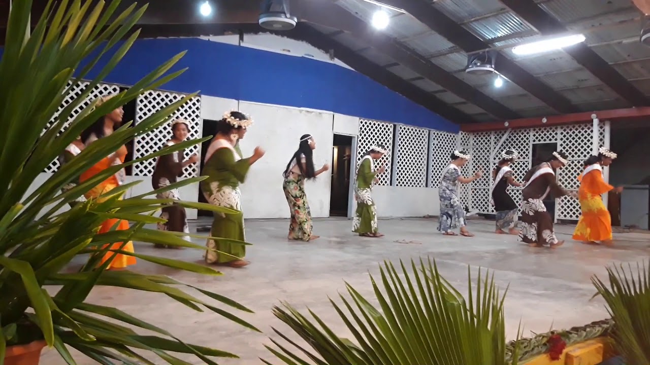 Marshallese Dance by Miss RMI - YouTube