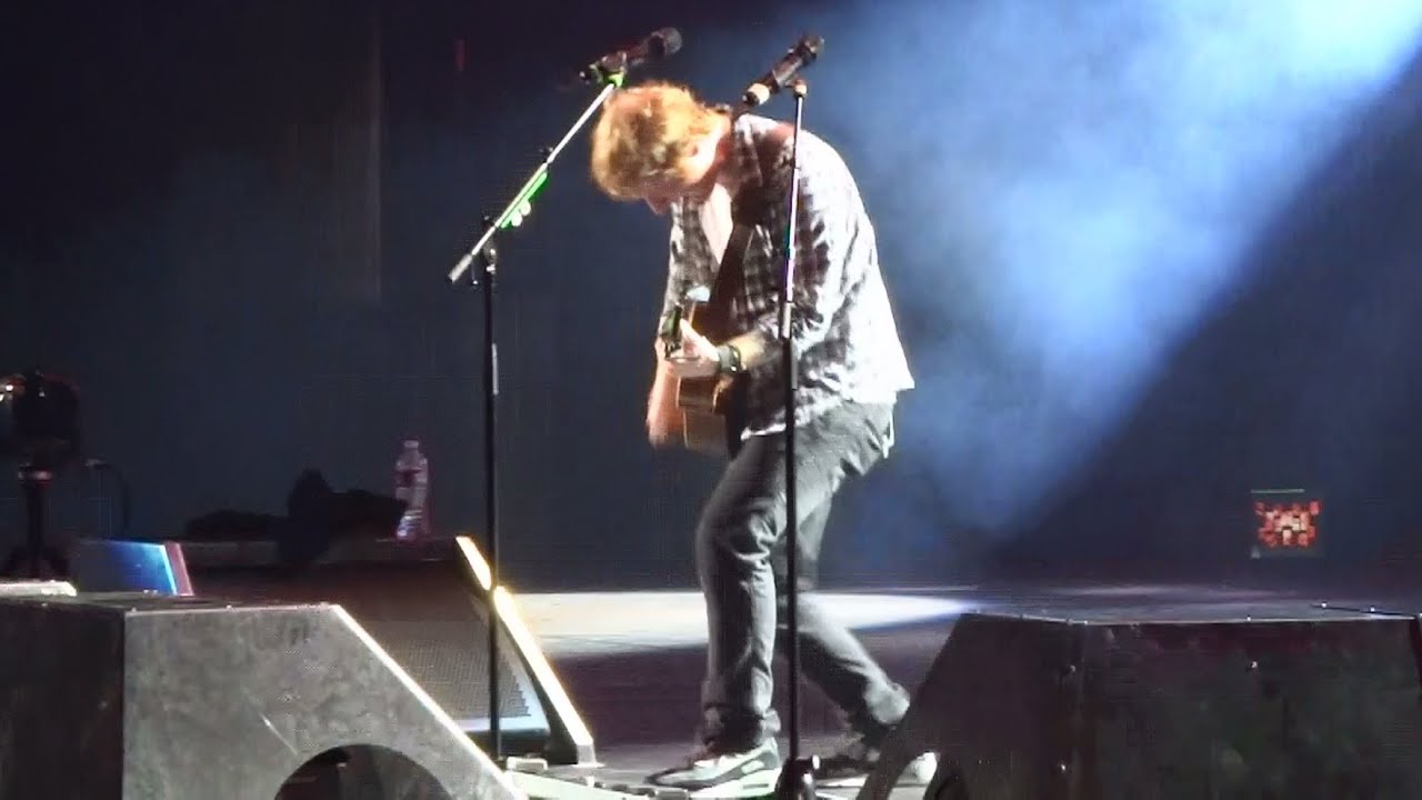 Ed Sheeran - "Bloodstream" (Live in San Diego 6-23-15) - YouTube