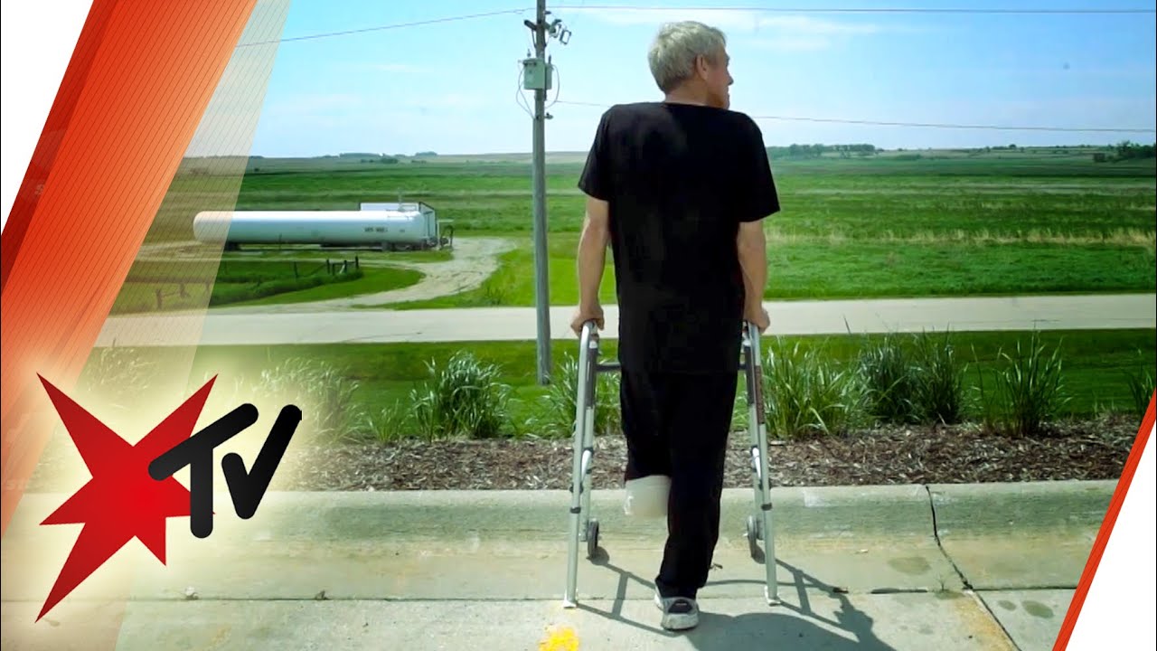 Um zu überleben, amputierte sich dieser Mann selbst das Bein | stern TV ...