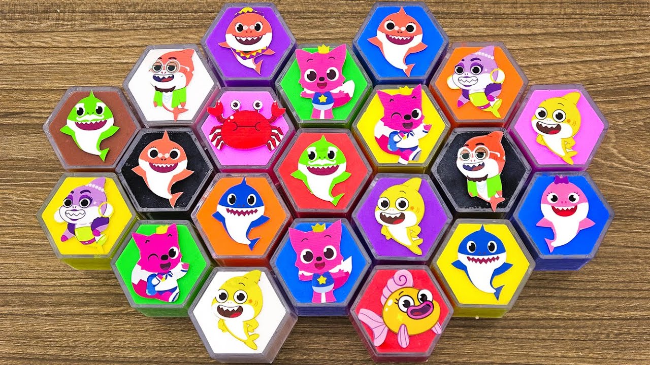 Baby Shark - Looking For All Slime With Baby Shark Family Coloring ...