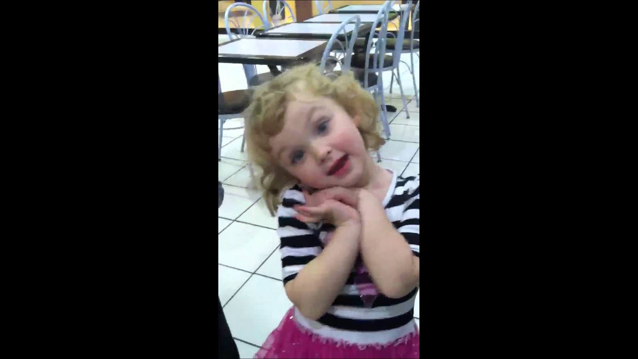 Addie loves Rihanna - YouTube