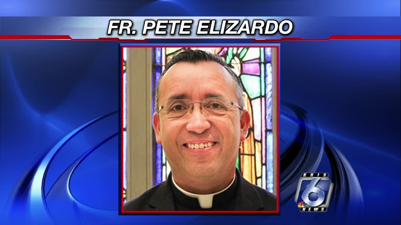 Father Pete Elizardo receiving treatment for COVID-19 - YouTube