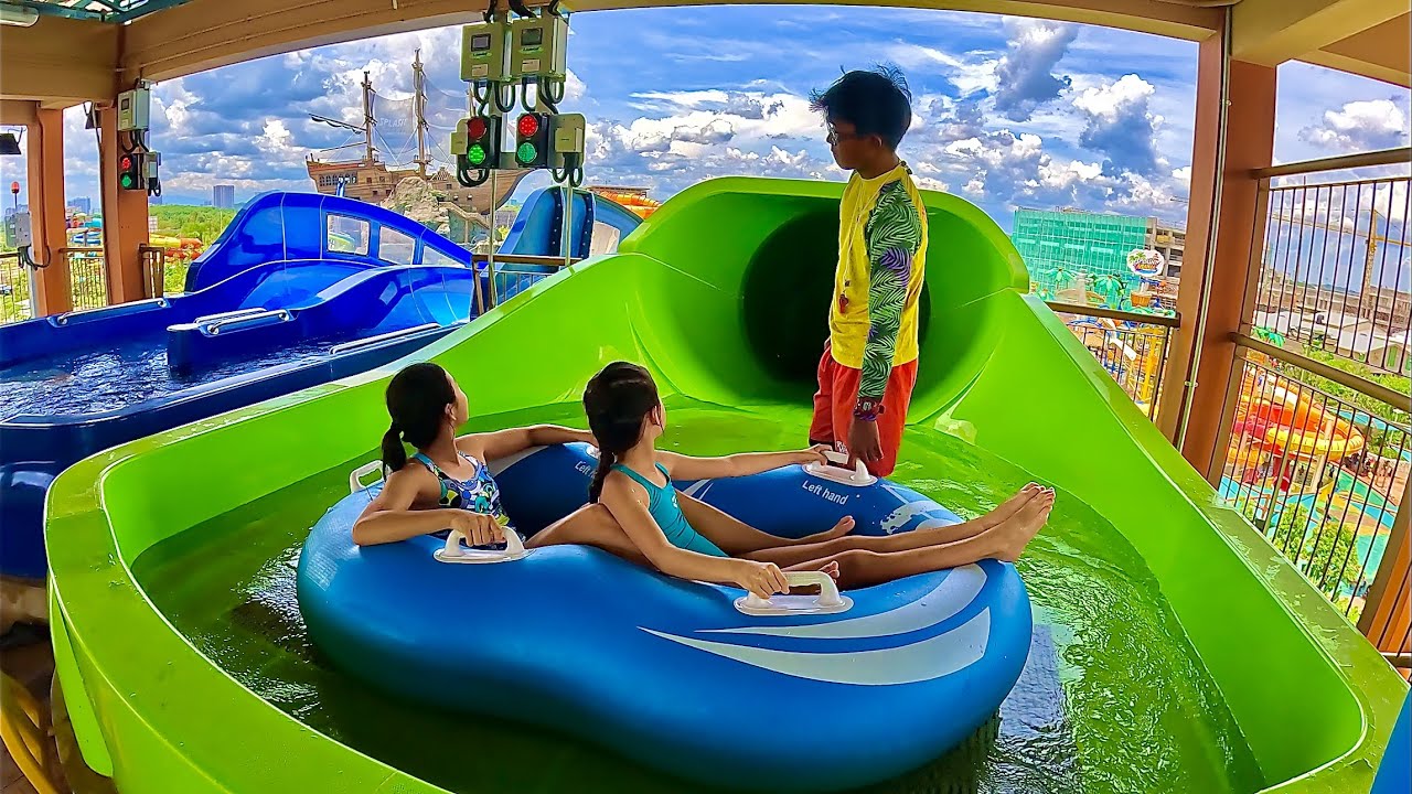 Hold on Tight! Riding the Cyclone Waterslide at SplashMania Waterpark ...