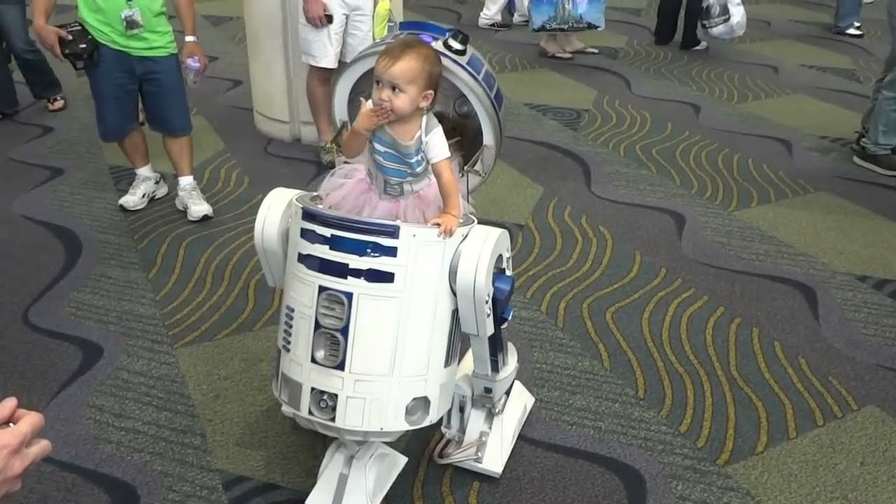 Little Girl Inside R2-D2 CVI - YouTube
