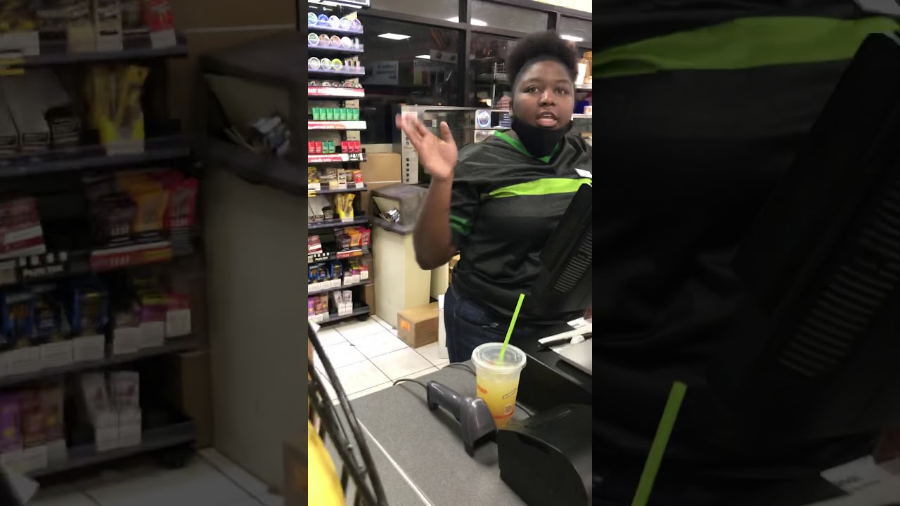 7-Eleven Calls Cops on Customer - YouTube