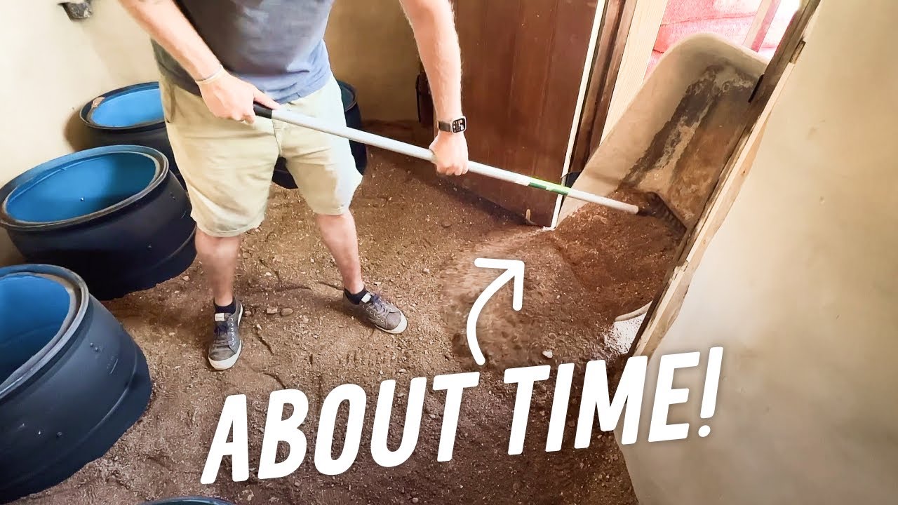 Filling in the FLOOR on the Casa de Caca 🎉 - YouTube