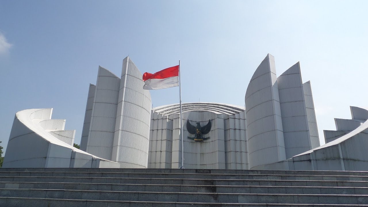 Monumen Perjuangan Rakyat Jawa Barat - YouTube