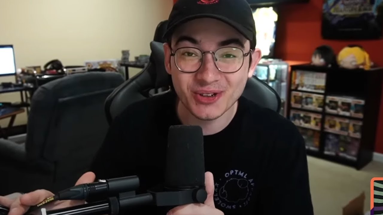 Why is Gage moving his mic so much? - YouTube