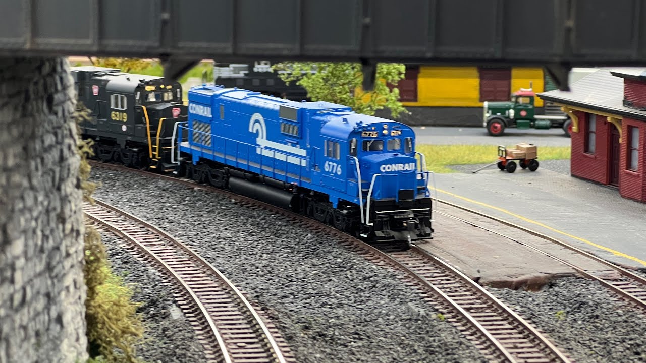 EARLY CONRAIL HO layout November Update - YouTube