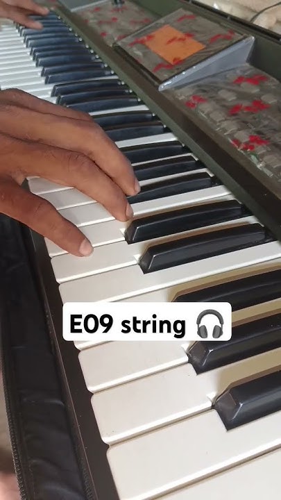 Recommend Roland e09 in string #shorts - YouTube