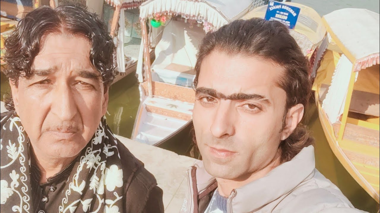 #kashmiresong Singer Bashir Tailbali & Singer Saqlain #kultreh 🎤♥️🎤 - YouTube