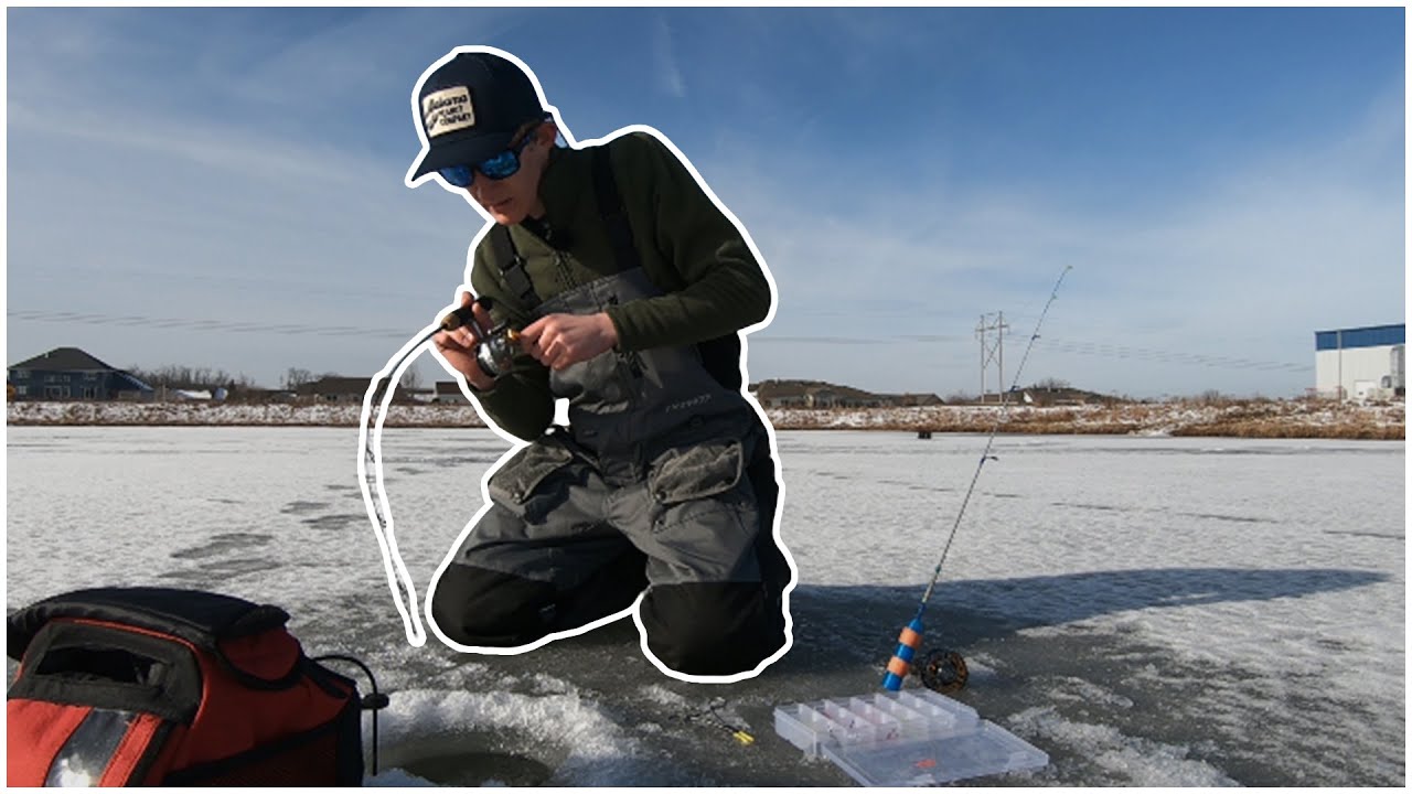 Carp on Ultralight while Ice Fishing - YouTube