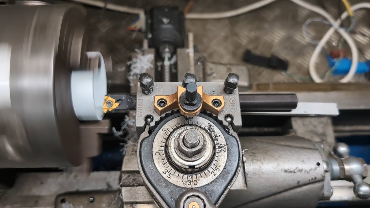 2 Axis ELS: Internal Threading - YouTube