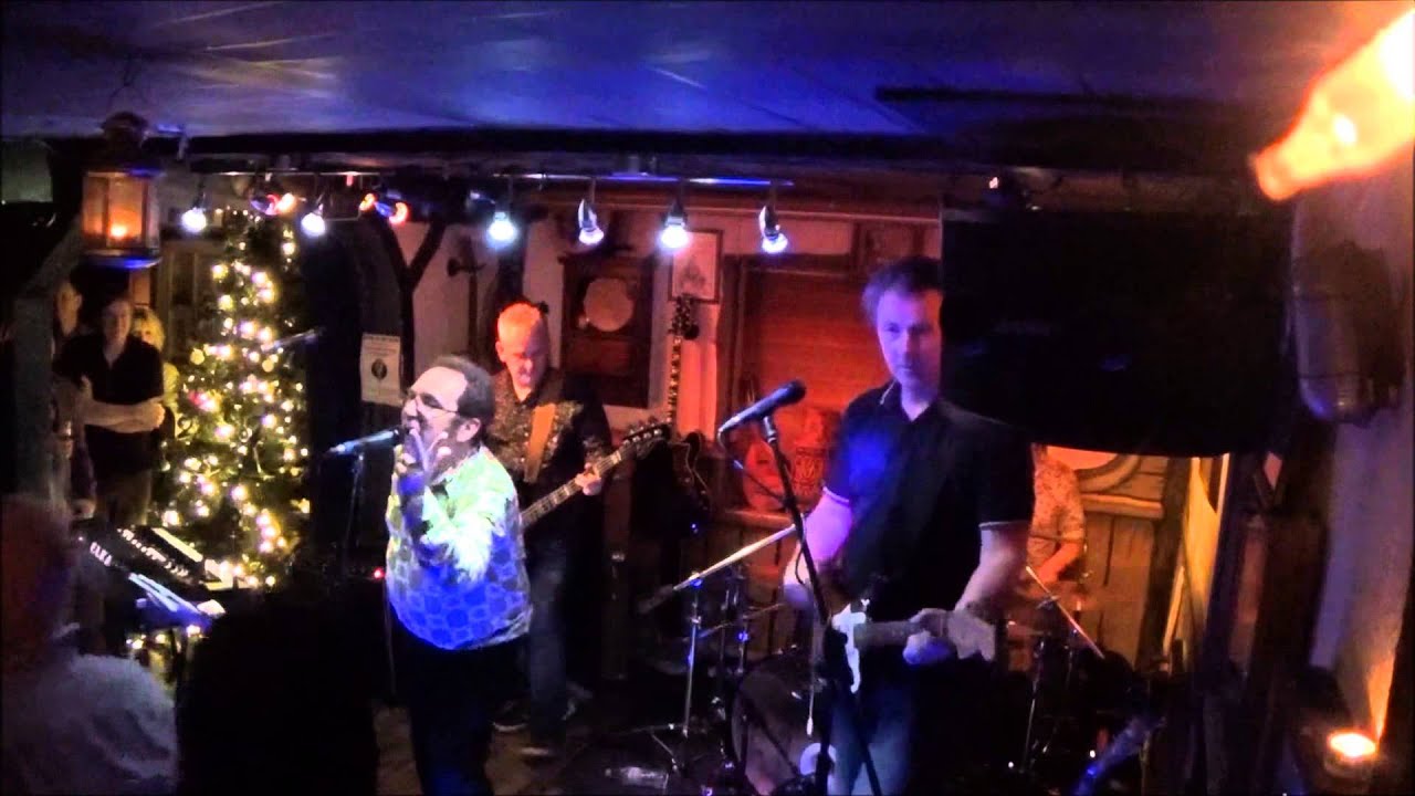 The Dentists (feat. Brian Kotz) - Tony Bastable v John Noakes - YouTube