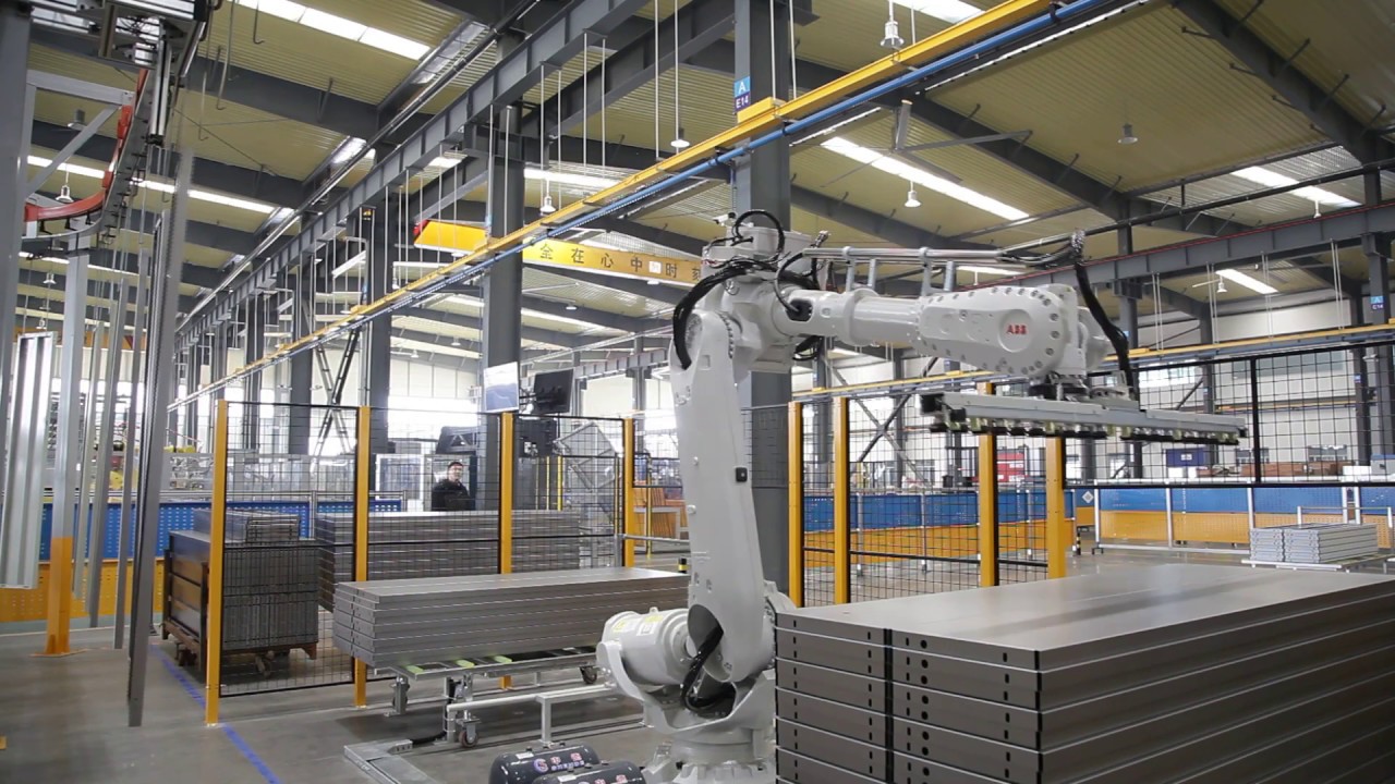 Robot Production Line Painting - YouTube