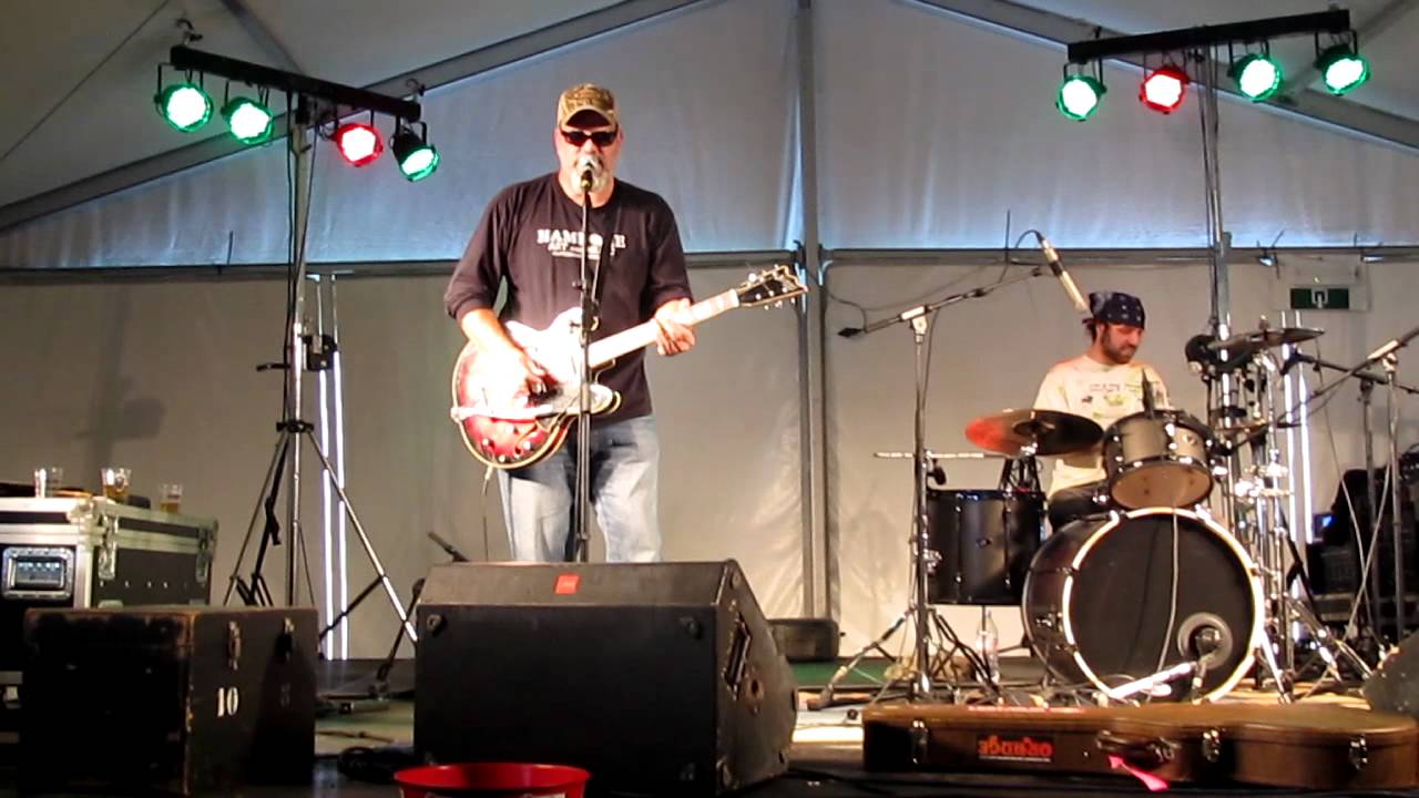 Ray Cashman & Adam Verone - 6/8 - Muddy Roots Europe 2012 . - YouTube