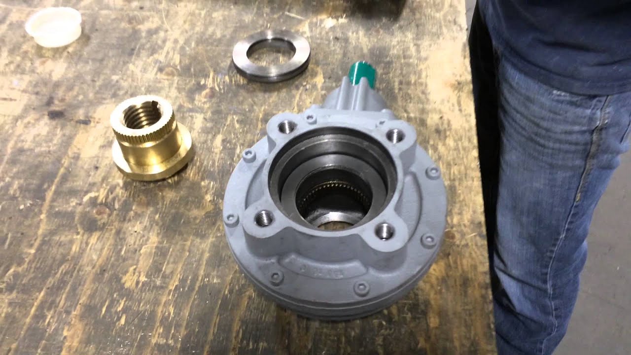 Insert drive nut into IB5 - YouTube