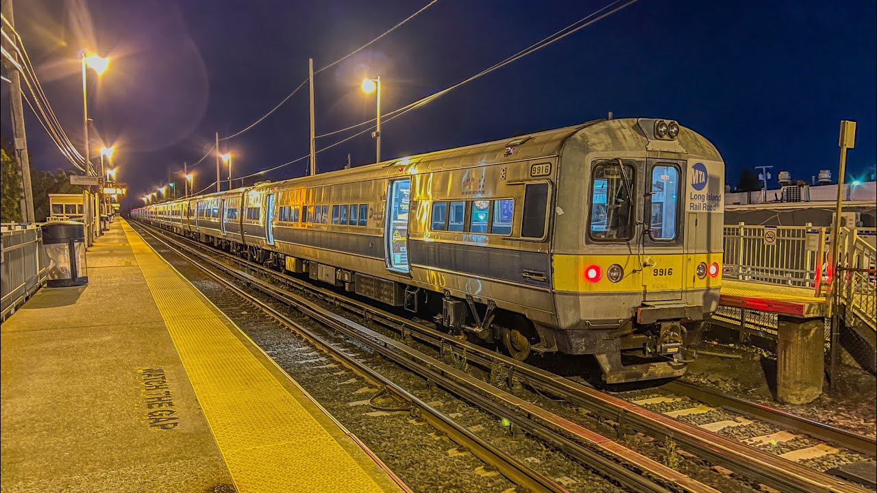 LIRR M3’s and NYAR RS51 and RS80 at Bethpage - YouTube