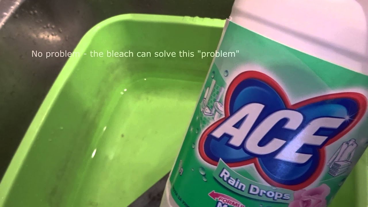 Cleaning moldy sharpening stone with bleach - YouTube