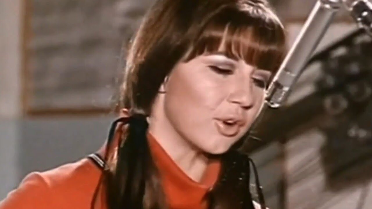 The Seekers lead singer Judith Durham dies aged 79 - YouTube