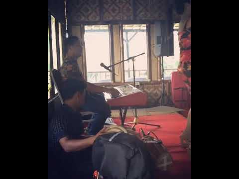 W.o.w! Goyangan nya gak nahan!!!