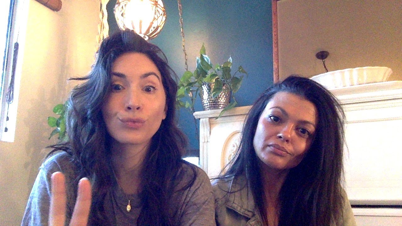 Girls Like Magic _LIVE 2 - YouTube